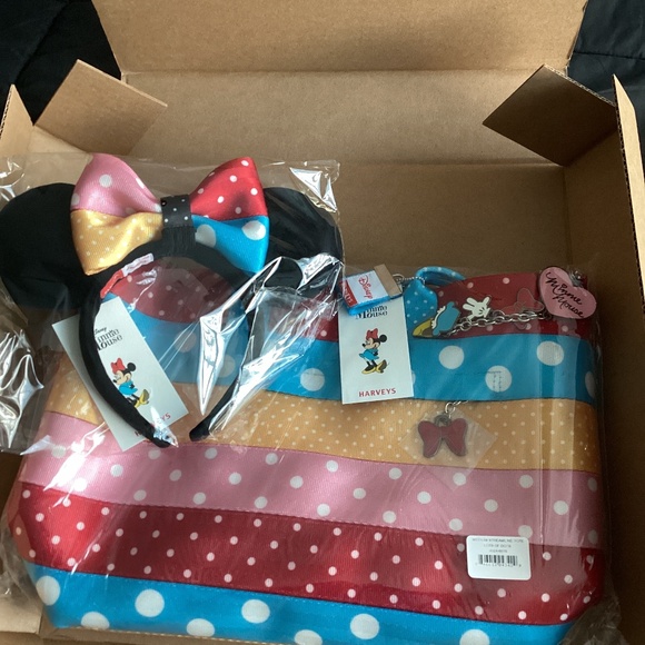 Harveys | Bags | Harveys Minnie Lots Of Dots Medium Stramline Tote With Minnie Lots Of Dots Ears ...